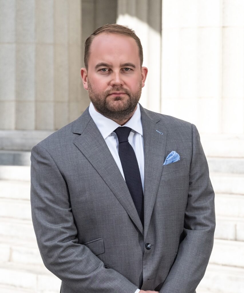 Thomas D. Graham, Abogado - MAUSNER GRAHAM DERECHO DE LESIONES